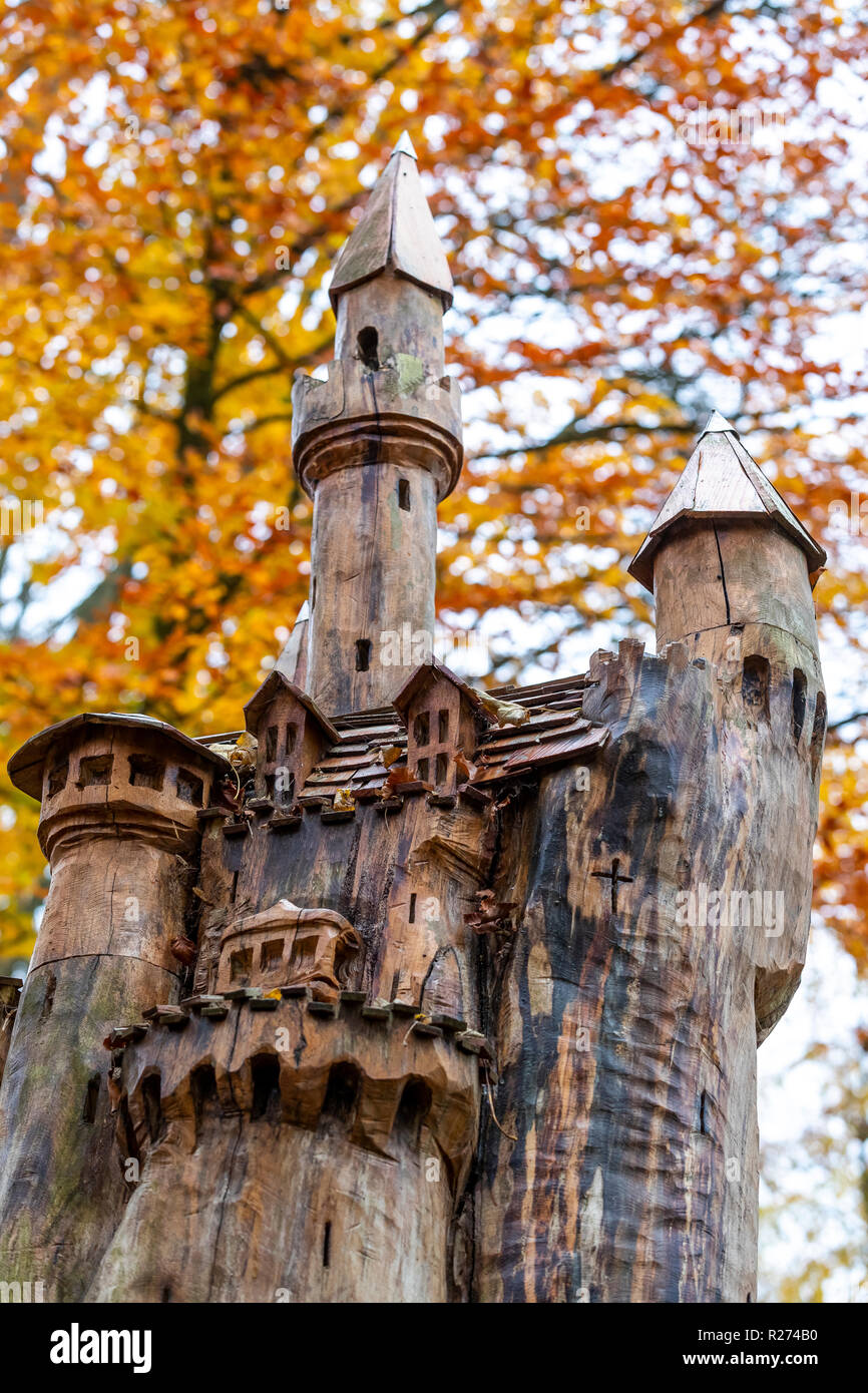 Fairytale wood carving hi-res stock photography and images - Alamy