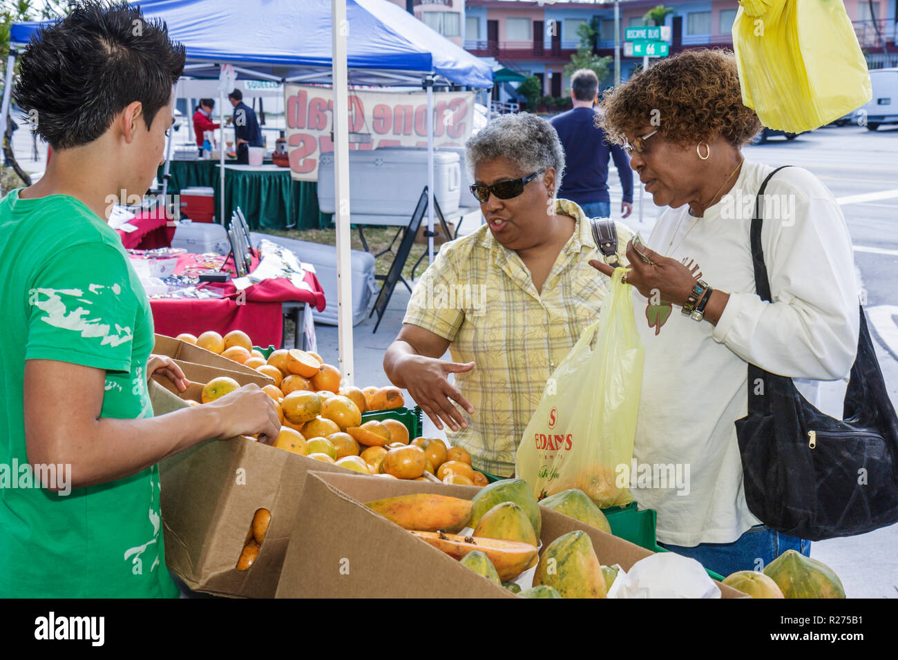 Stall stalls booth market black man men male hi-res stock photography ...