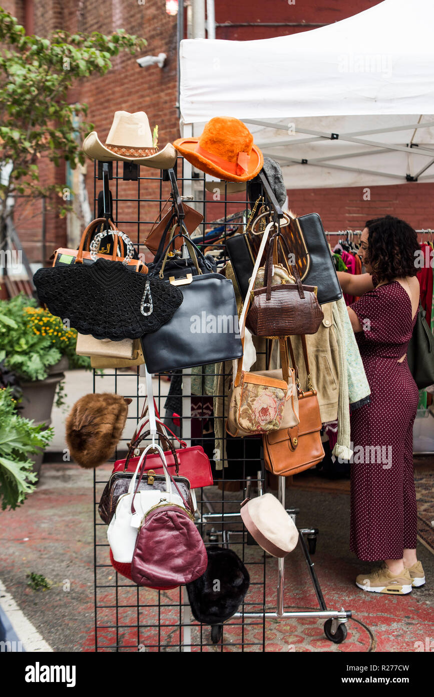 Brooklyn, New York, USA - October 8, 2018: The Brooklyn Flea, Dumbo ...