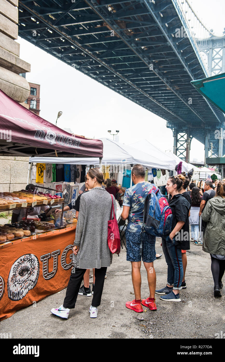 Brooklyn, NY, USA - October 8, 2018: Brooklyn Flea, Dumbo Brooklyn ...