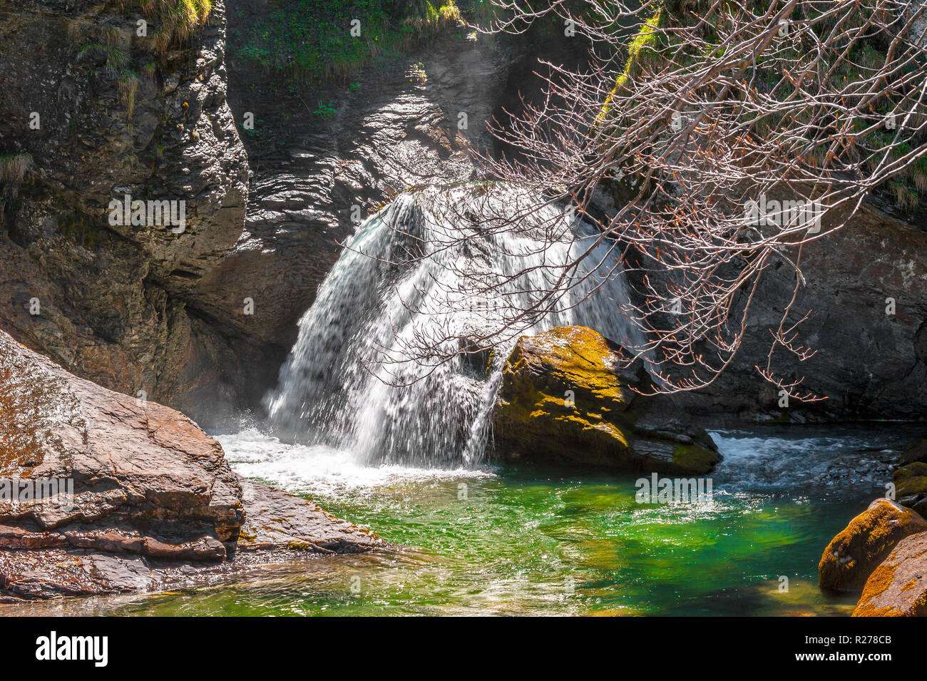 Hiking at Reichenbach waterfalls. Switzerland Stock Photo - Alamy