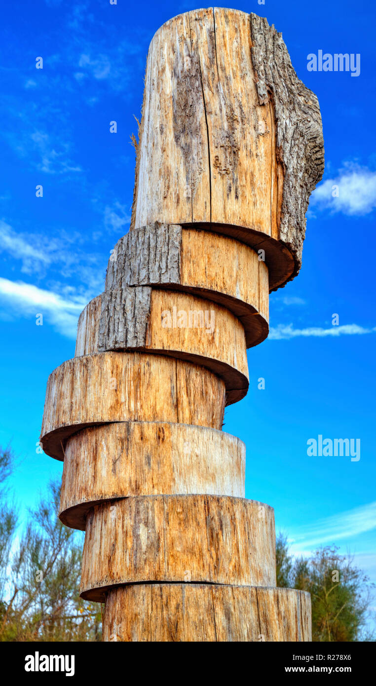 Historic wooden sign sculpture hi-res stock photography and images - Alamy