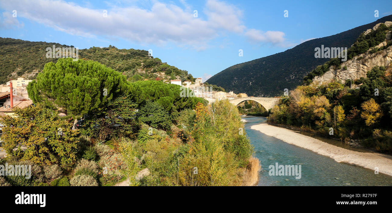 Nyons france olives hi-res stock photography and images - Alamy