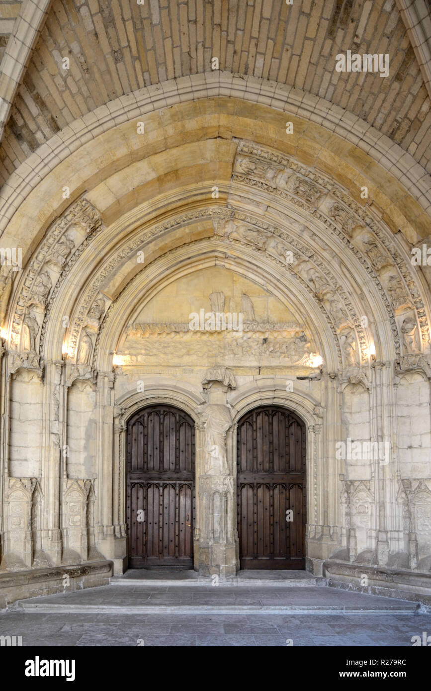 Loggia or Gothic Entrance and Twin Doors Popes Palace, Papal Palace or ...