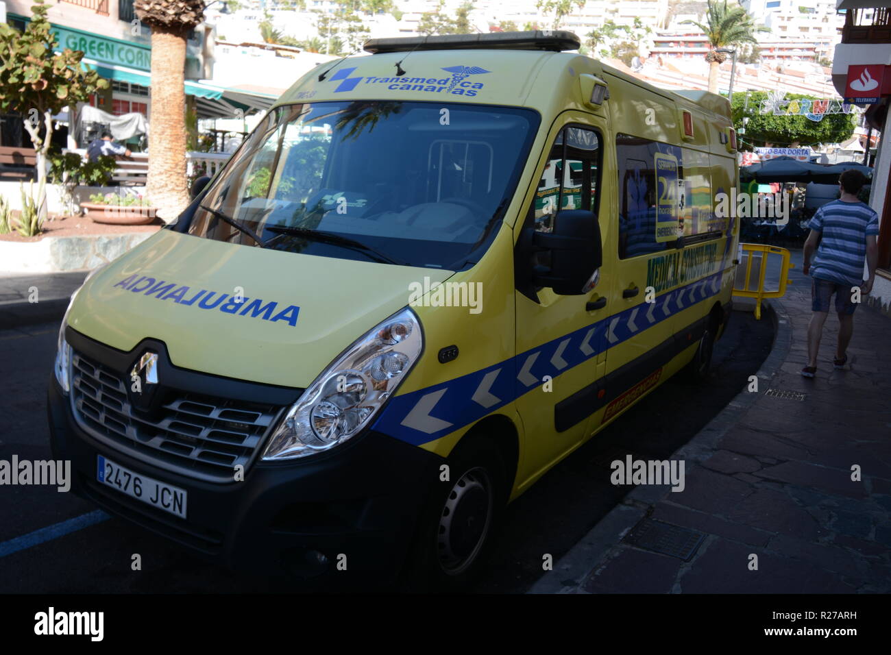 Spanish Ambulance High Resolution Stock Photography and Images - Alamy