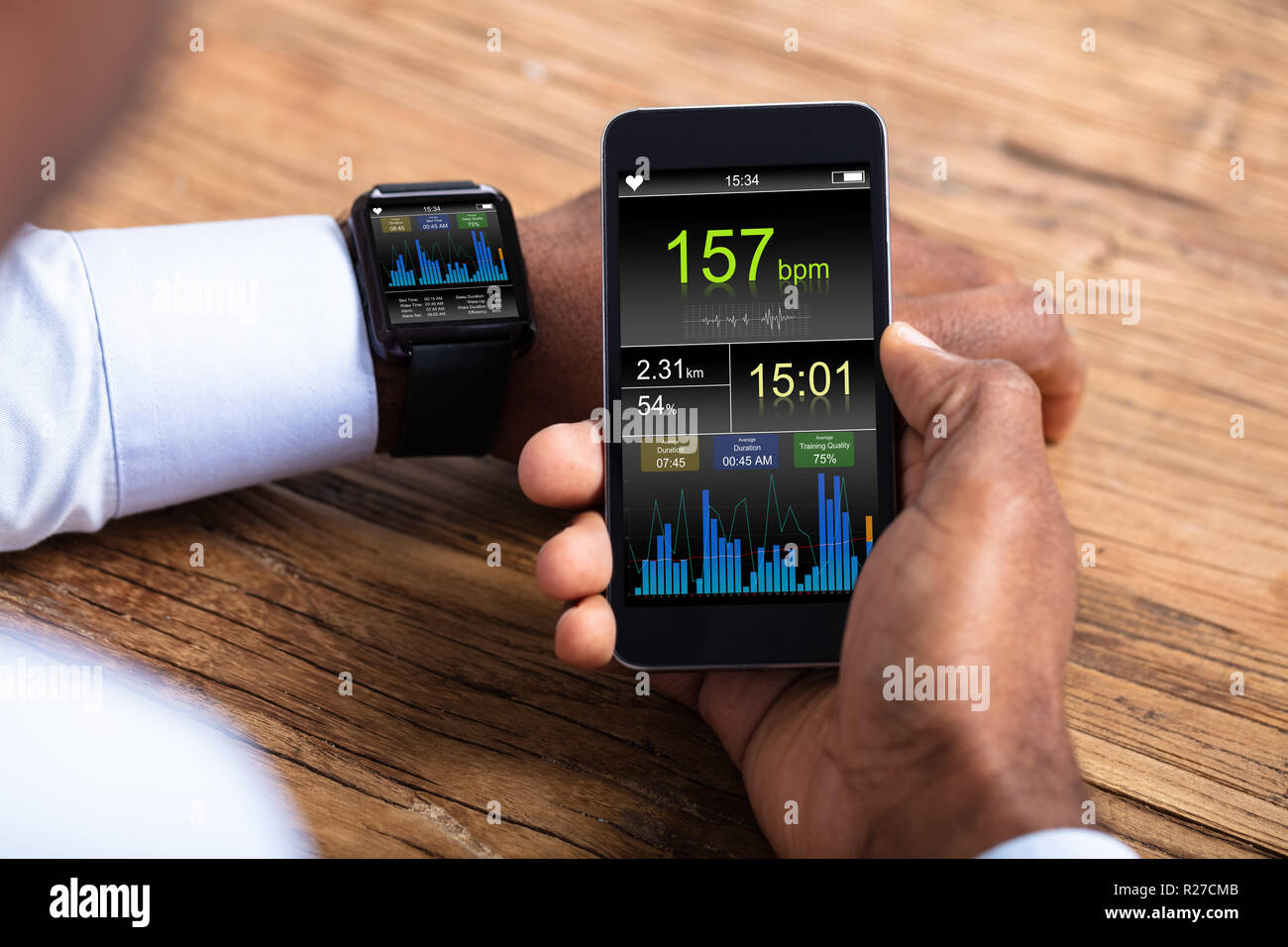 Heart monitoring hi-res stock photography and images - Alamy