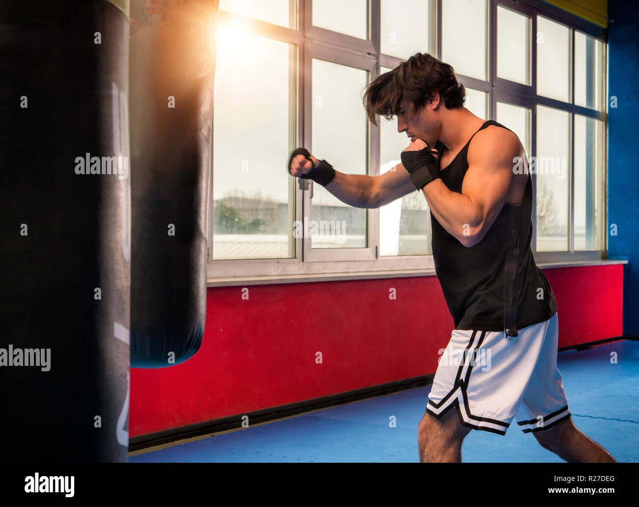 Professional boxing punching hi-res stock photography and images - Alamy