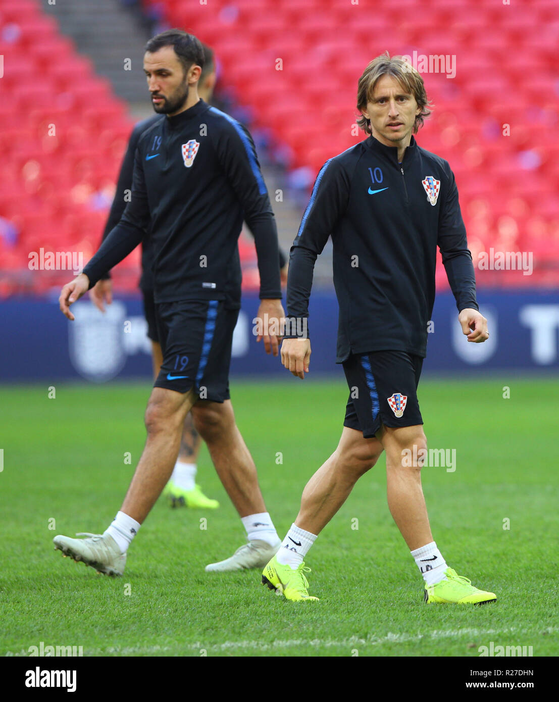 Croatia's Luka Modric (right) and Milan Badelj during the training ...