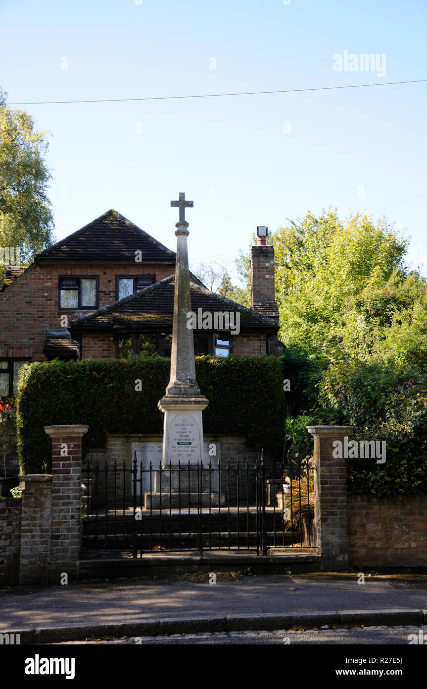 The War Memorial, Markyate. Hertfordshire., remembers the men of the ...