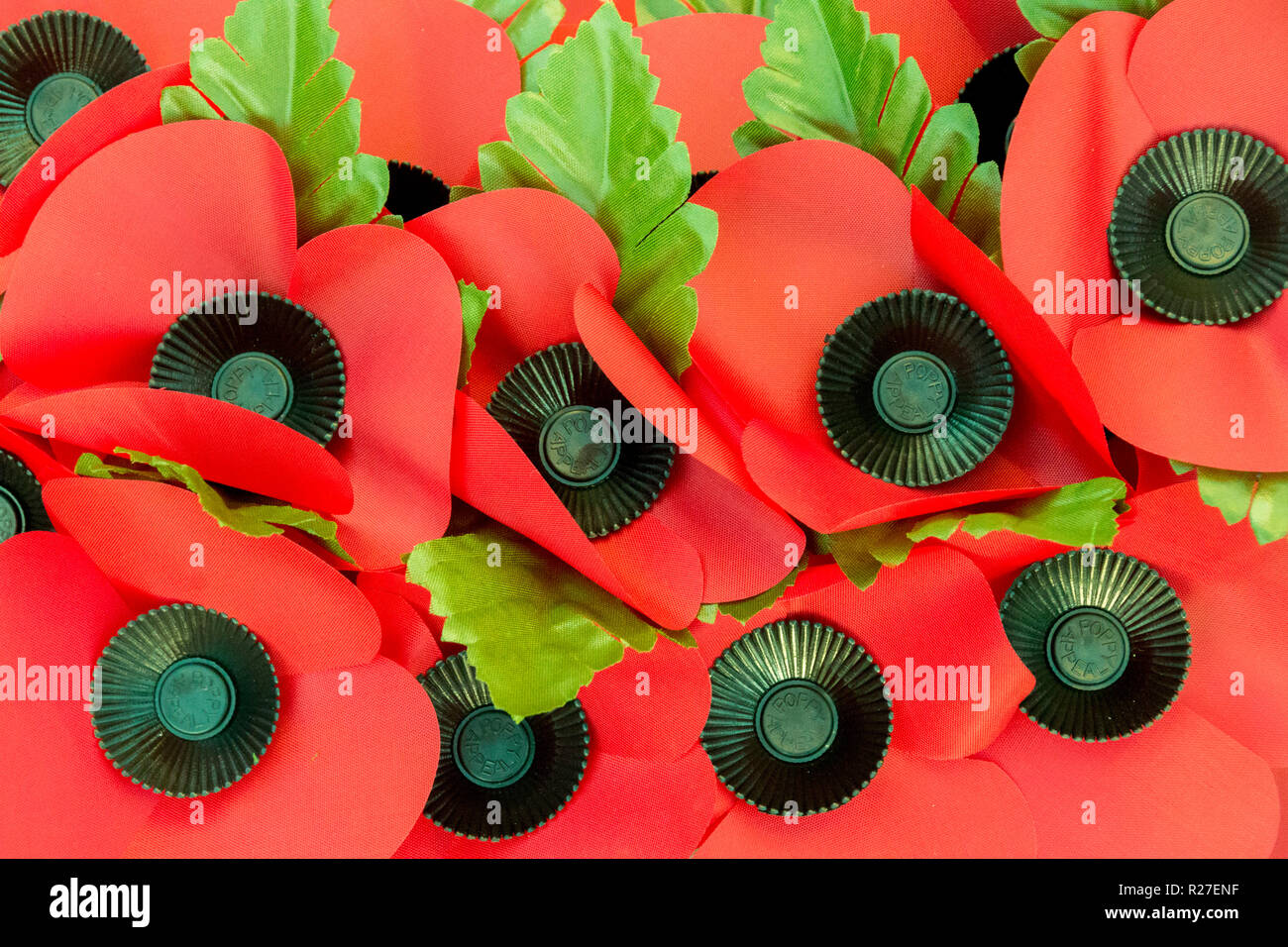 Remembrance day wreath hi-res stock photography and images - Alamy