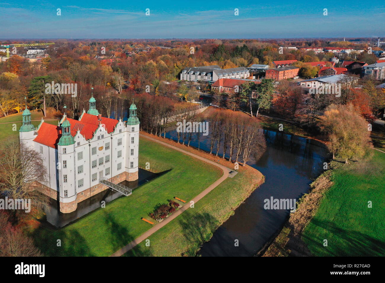 Schloss ahrensburg hi-res stock photography and images - Alamy