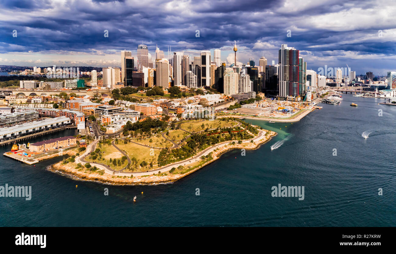 Millers point on shore of Sydney Harbour at The Rocks historic suburb ...