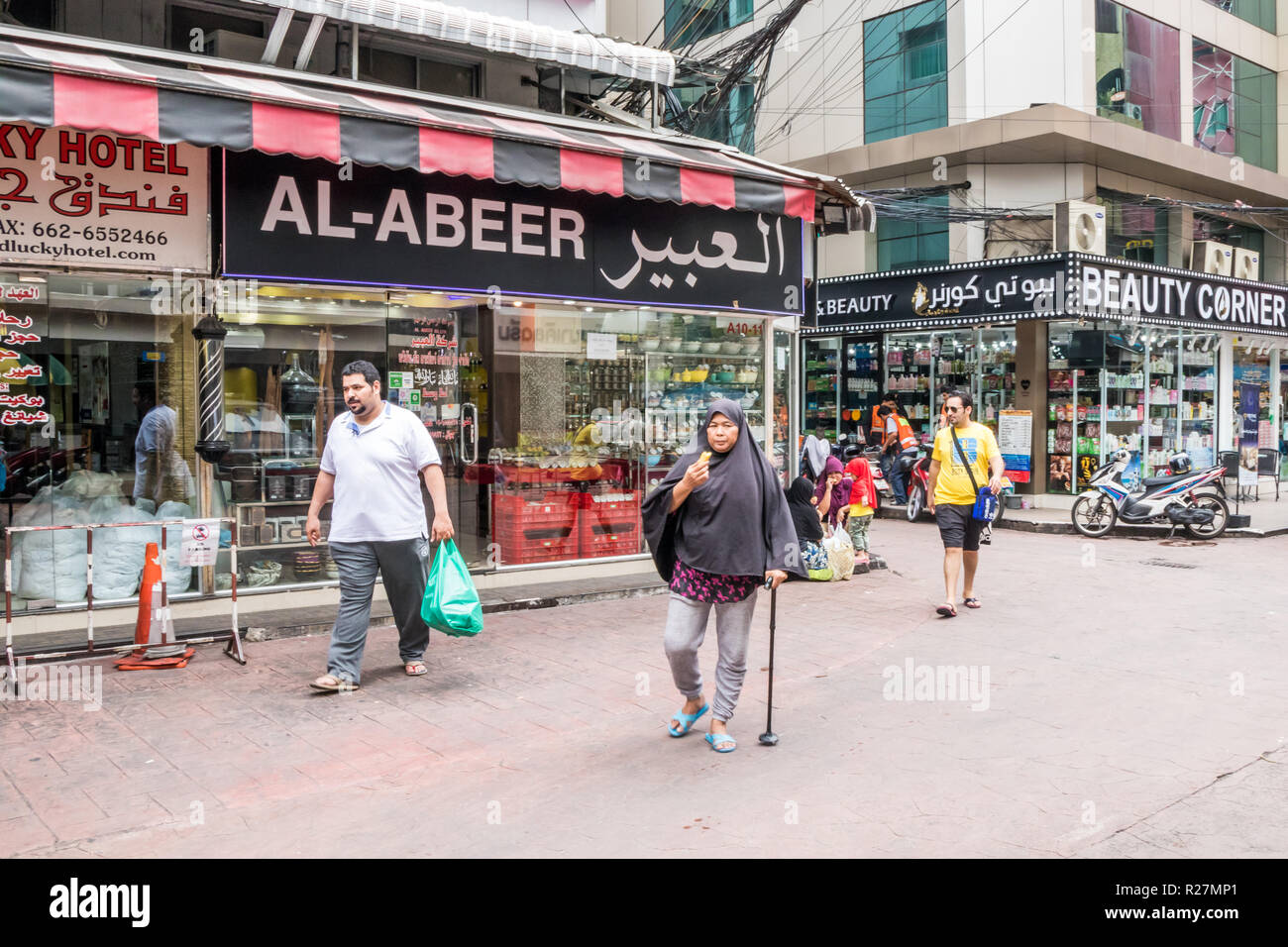 Arab street bangkok hi-res stock photography and images - Alamy