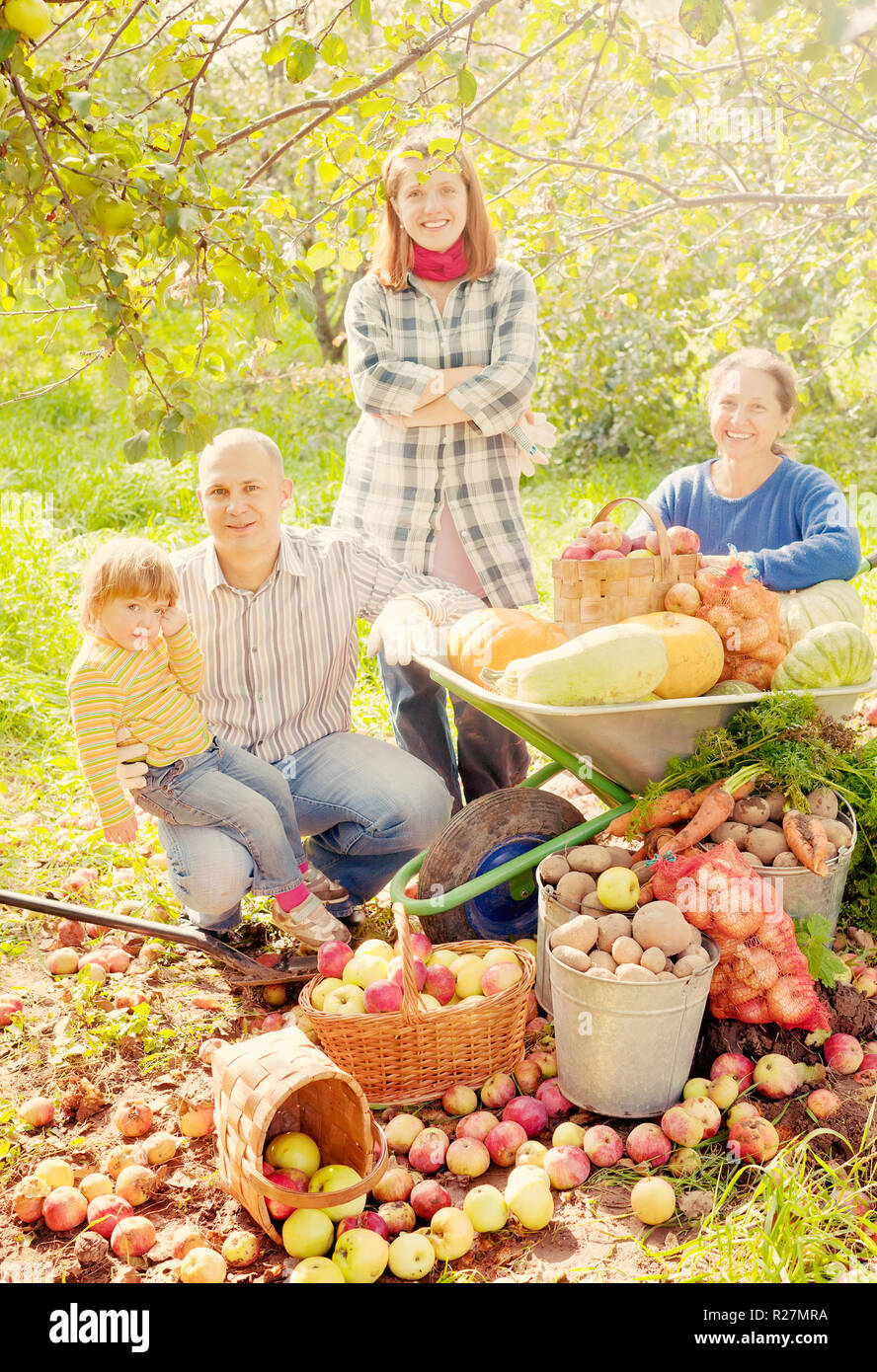 Child picking potatoes hi-res stock photography and images - Alamy