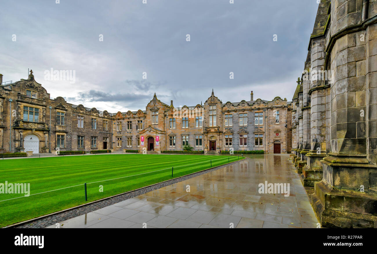 ST ANDREWS FIFE SCOTLAND ST SALVATORS COLLEGE LAWN AND QUADRANGLE ...