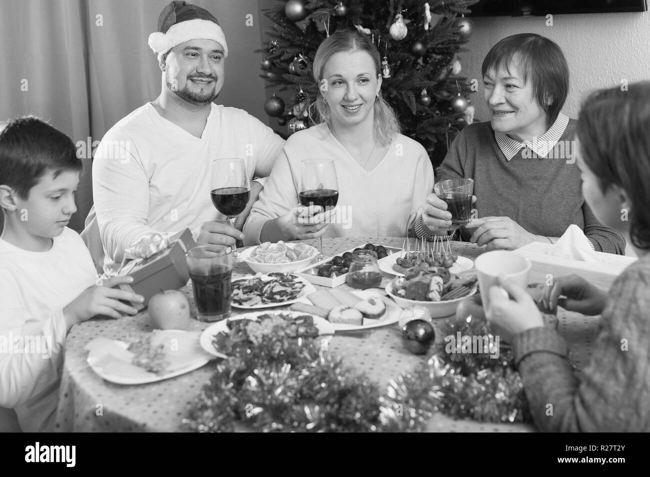 Traditional family dinner Black and White Stock Photos & Images - Alamy