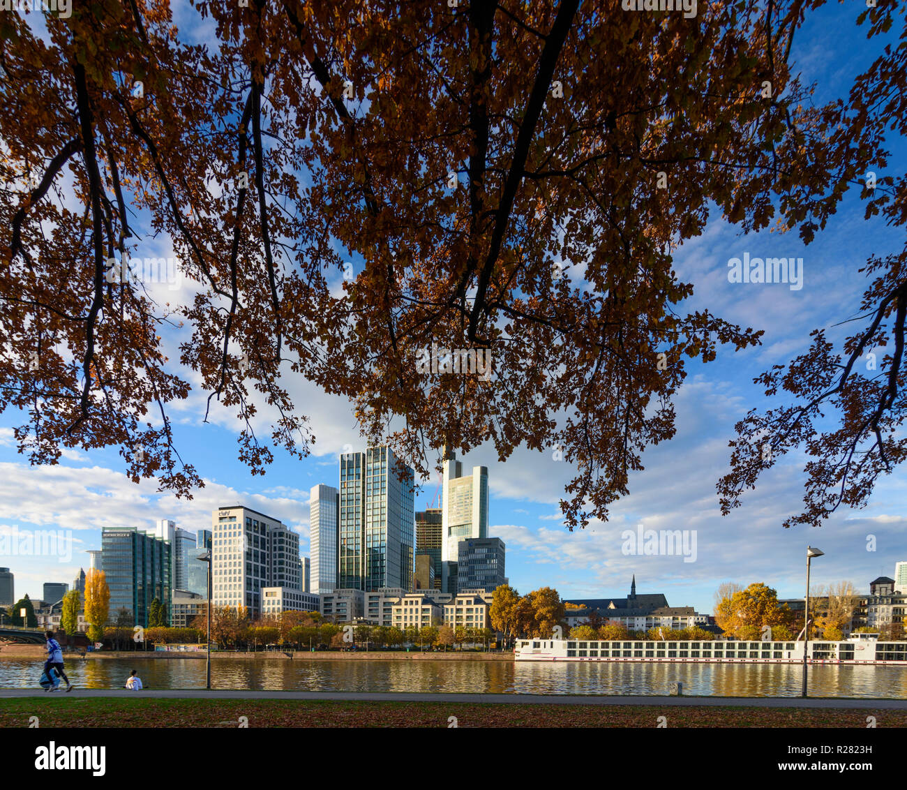 Frankfurt am Main: river Main, skyscrapers and high-rise office ...