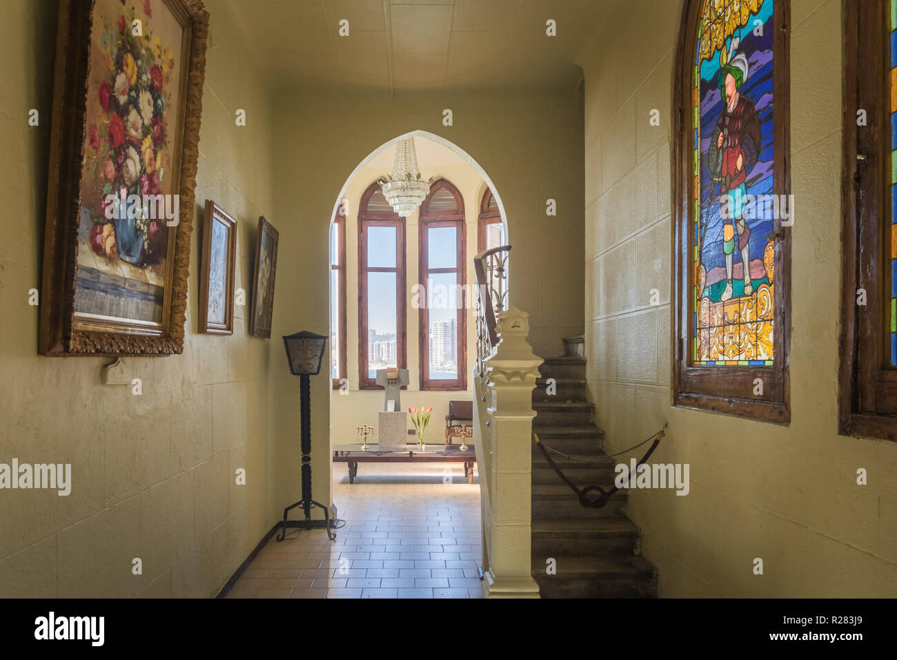 Castillo interior hi-res stock photography and images - Alamy
