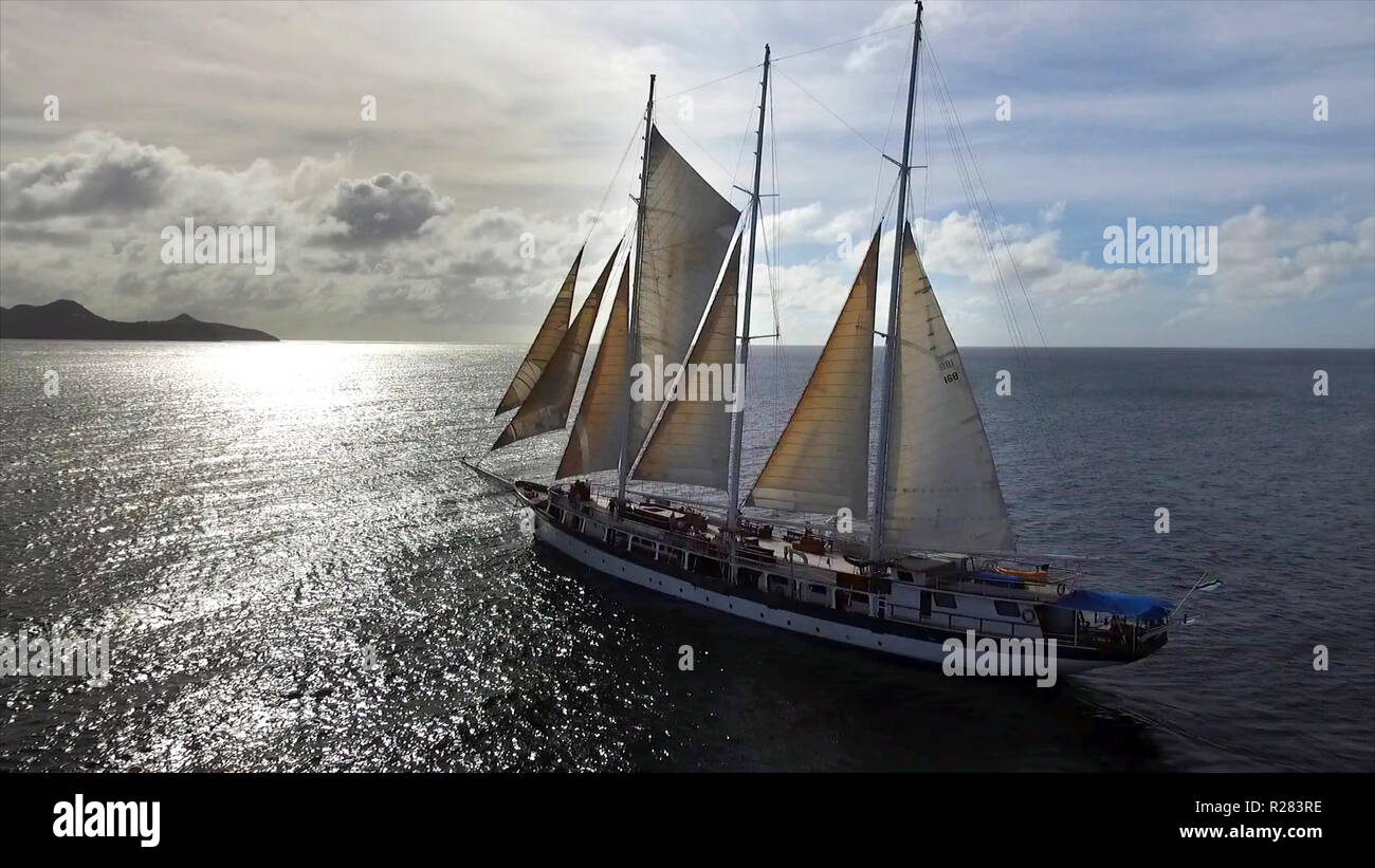 Sail Ship Birds Eye View Stock Photos & Sail Ship Birds Eye View Stock ...