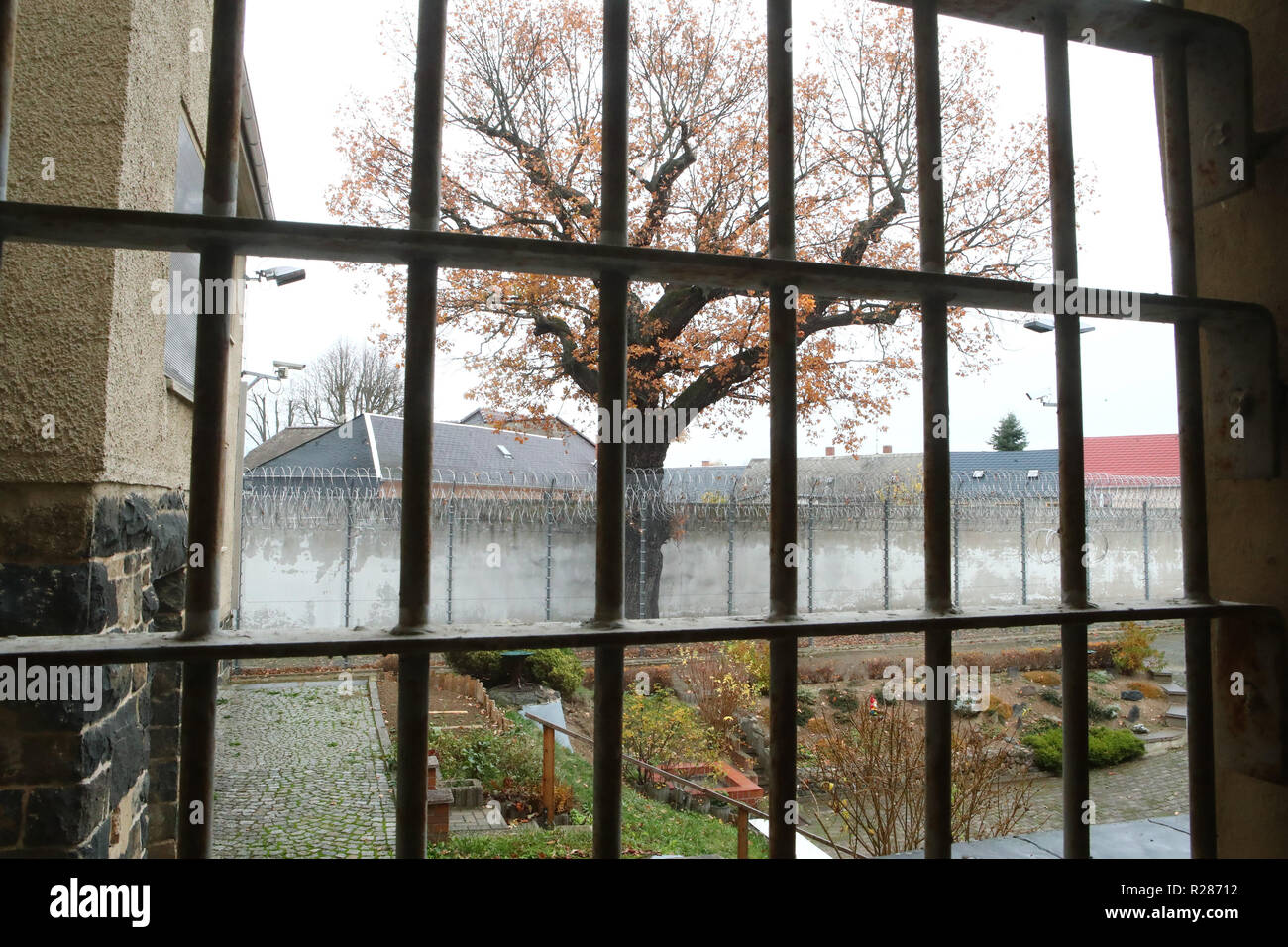 Prisoners perspective hi-res stock photography and images - Alamy