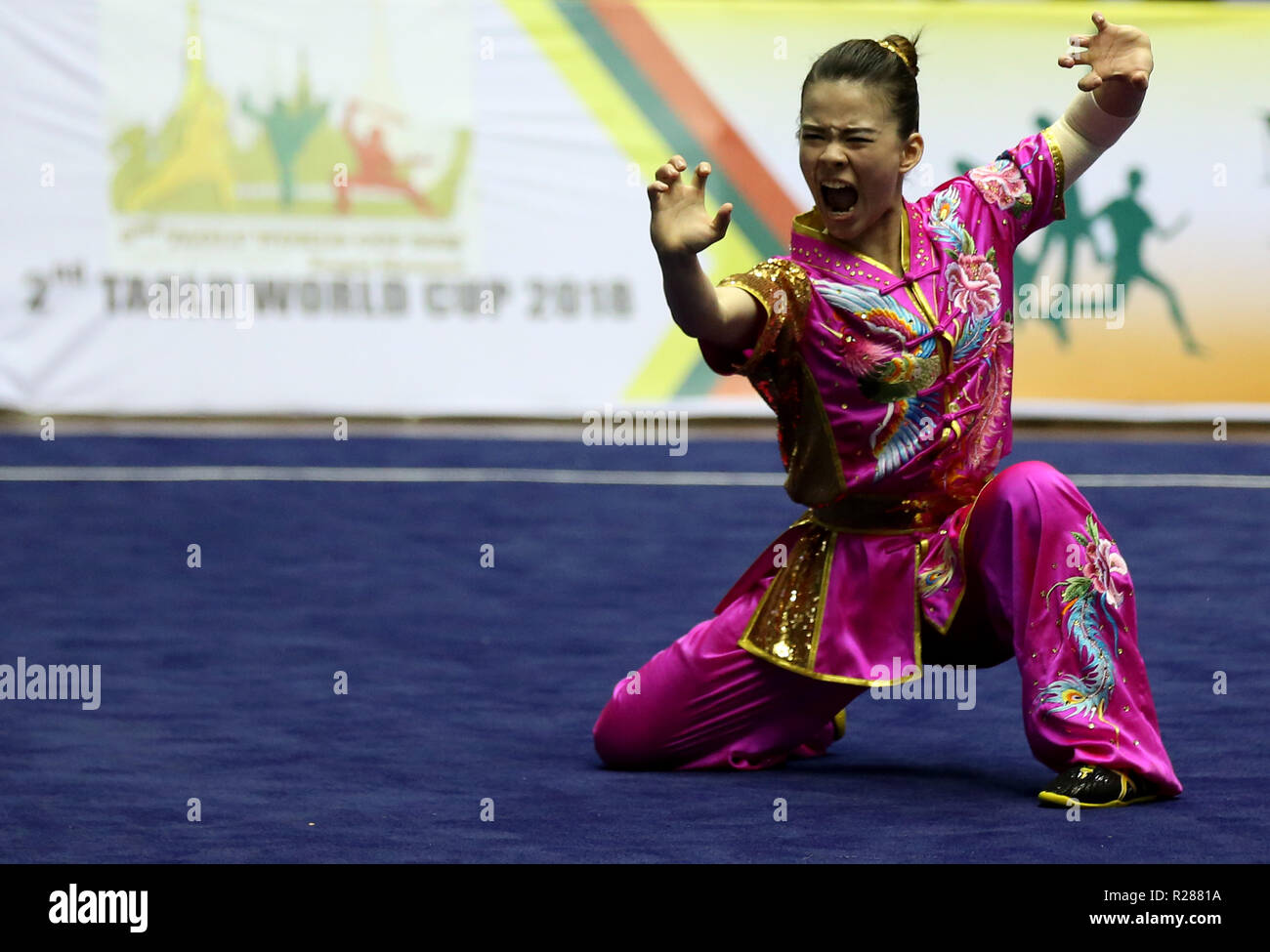 Yangon, Myanmar. 17th November 2018. Cheong Min Tan of Malaysia ...