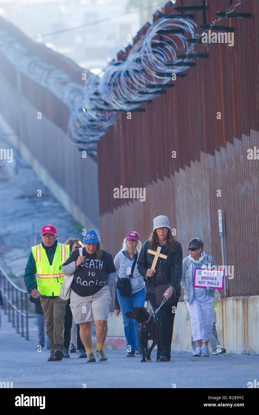 Arizona, US/Mexico Border. November 17th 2018. 100s march with Veterans ...