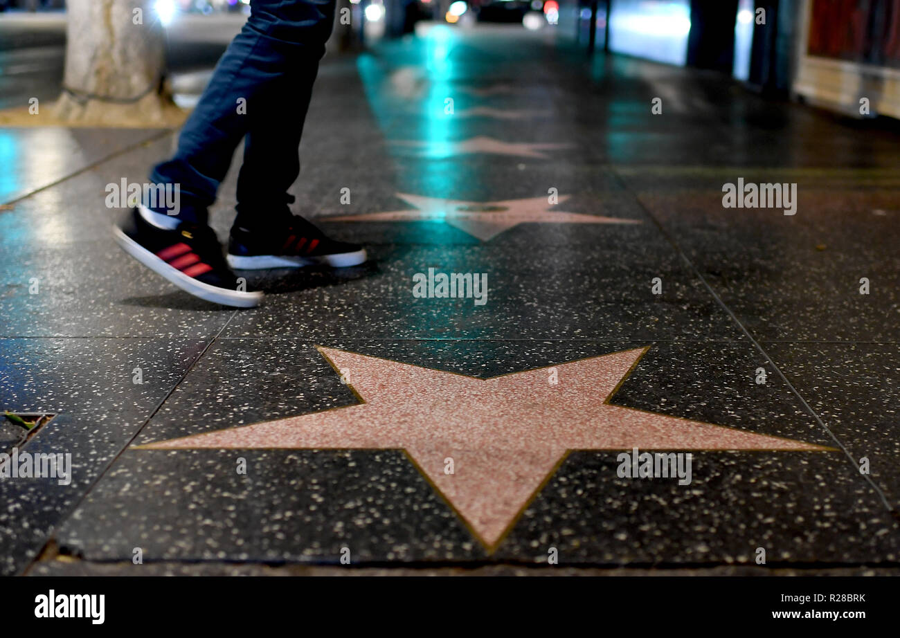 Stars on hollywood boulevard hi-res stock photography and images - Alamy