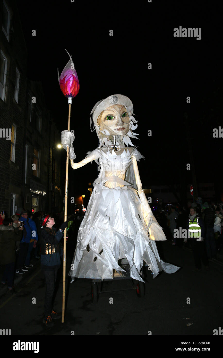 Giant illuminated puppets hi-res stock photography and images - Alamy