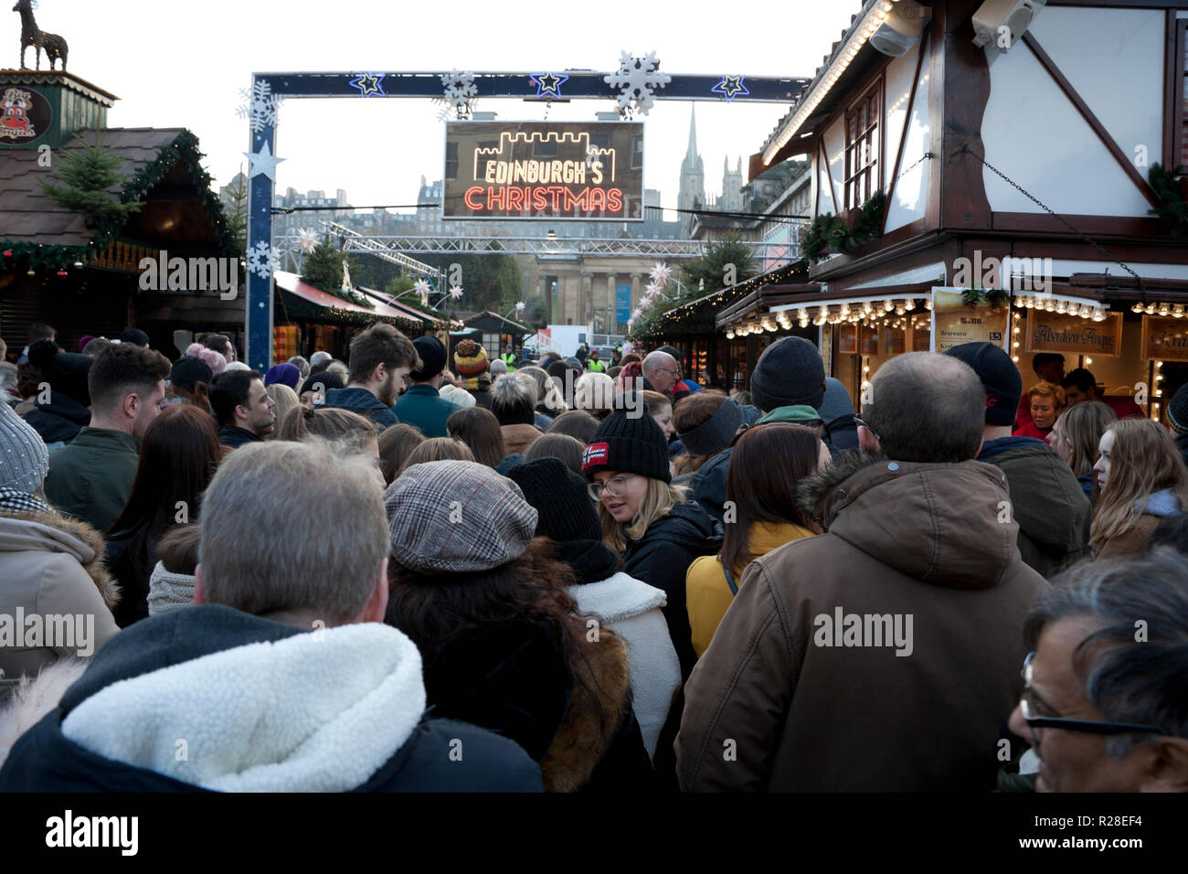 Visit scottish fun fair scottish city centre hi-res stock photography ...
