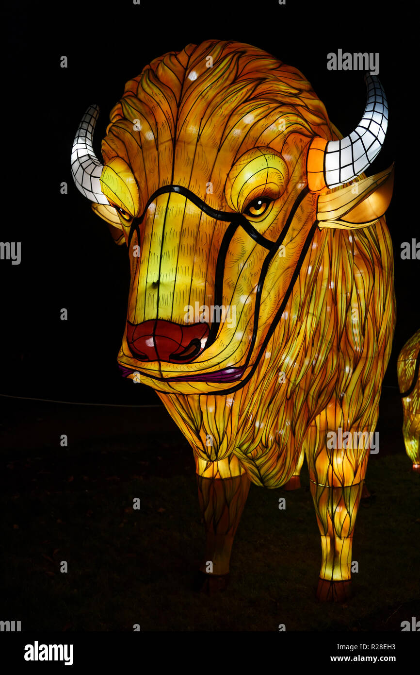 Paris, France. 16th Nov, 2018. Luminous statues representing extinct or ...