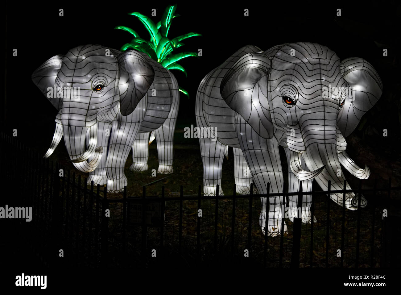 Paris, France. 16th Nov, 2018. Luminous statues representing extinct or ...