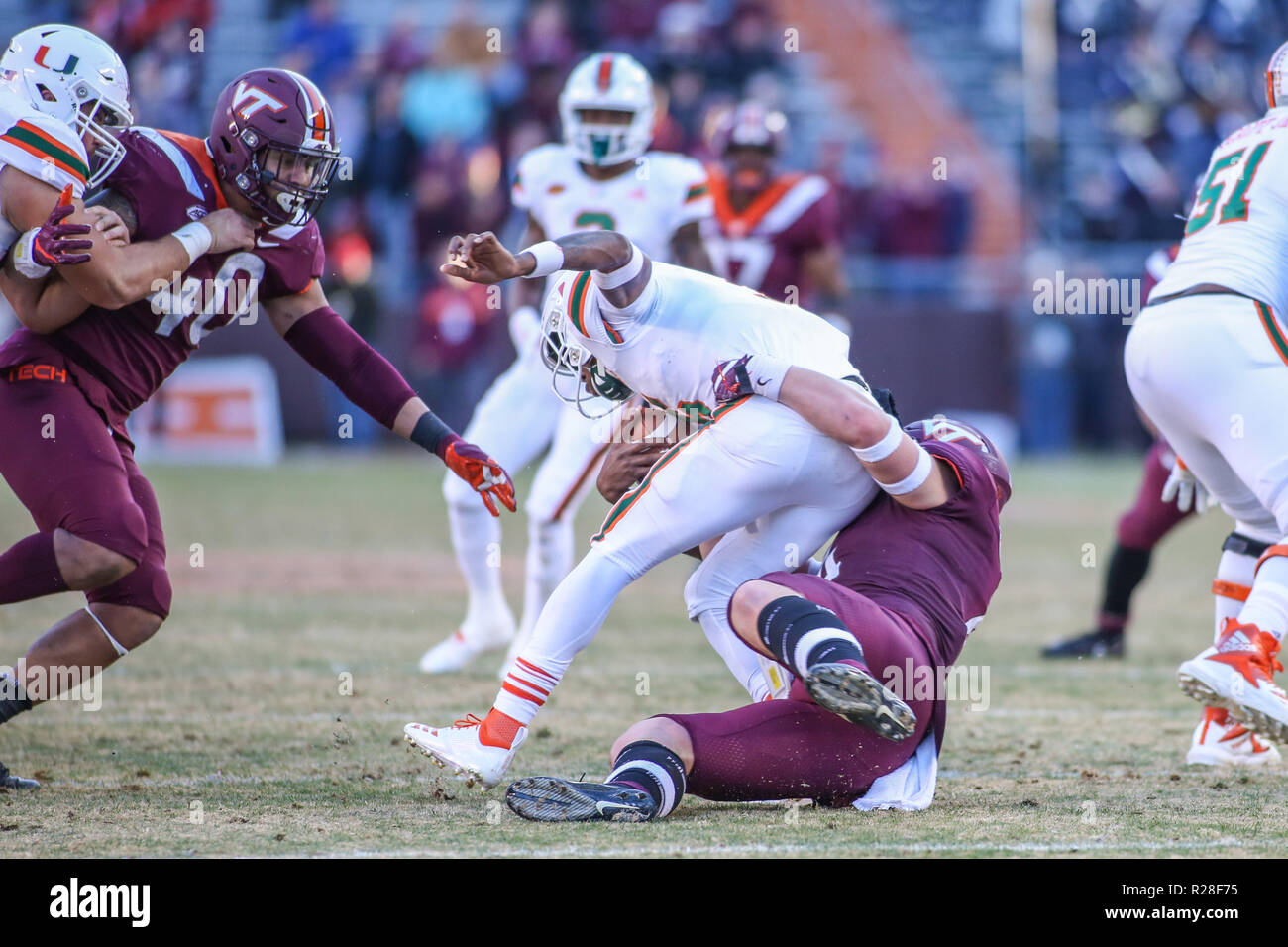 Blacksburg, VA, USA. 17th Nov, 2018. Virginia Tech Hokies linebacker ...