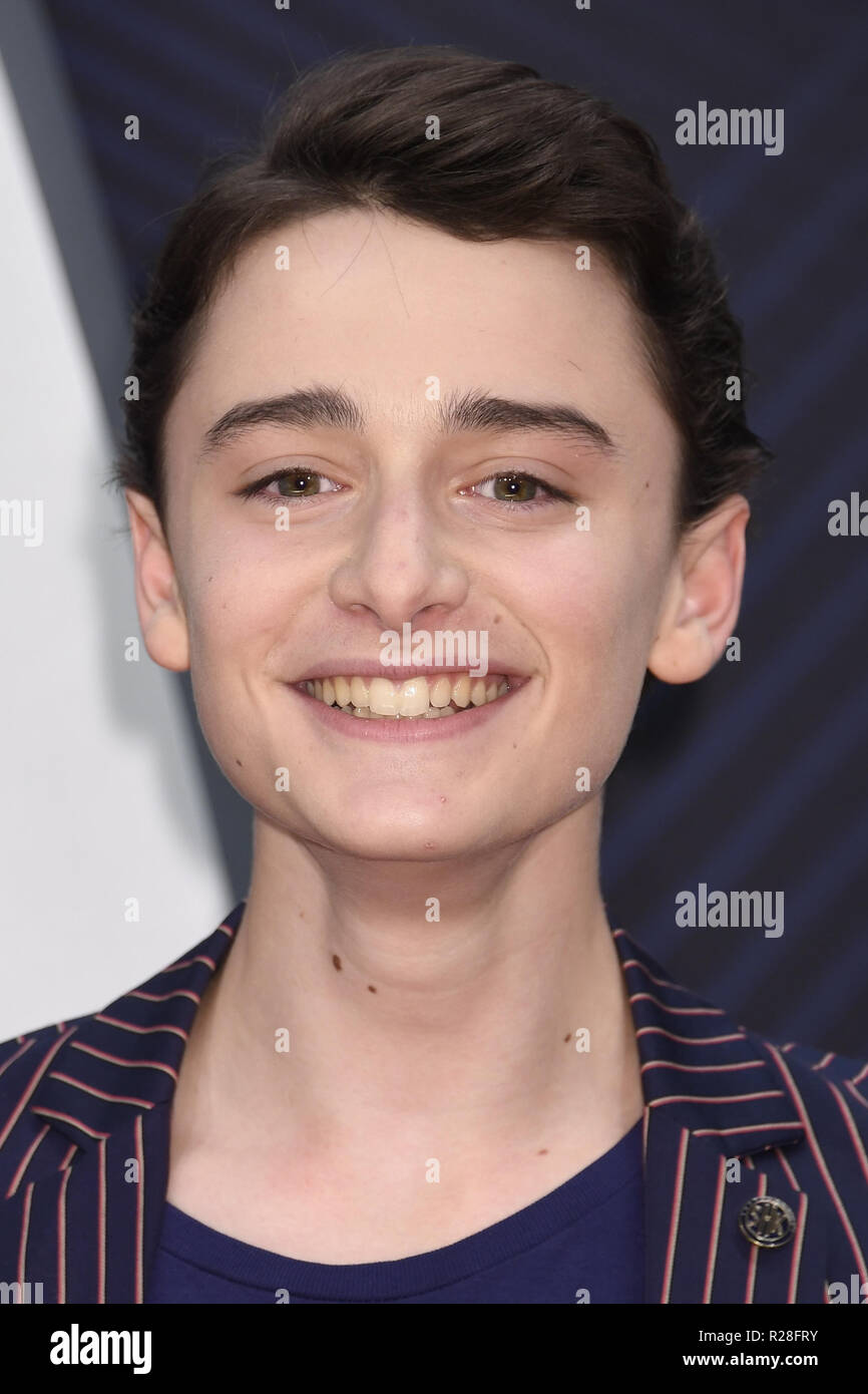 Noah schnapp hi-res stock photography and images - Alamy