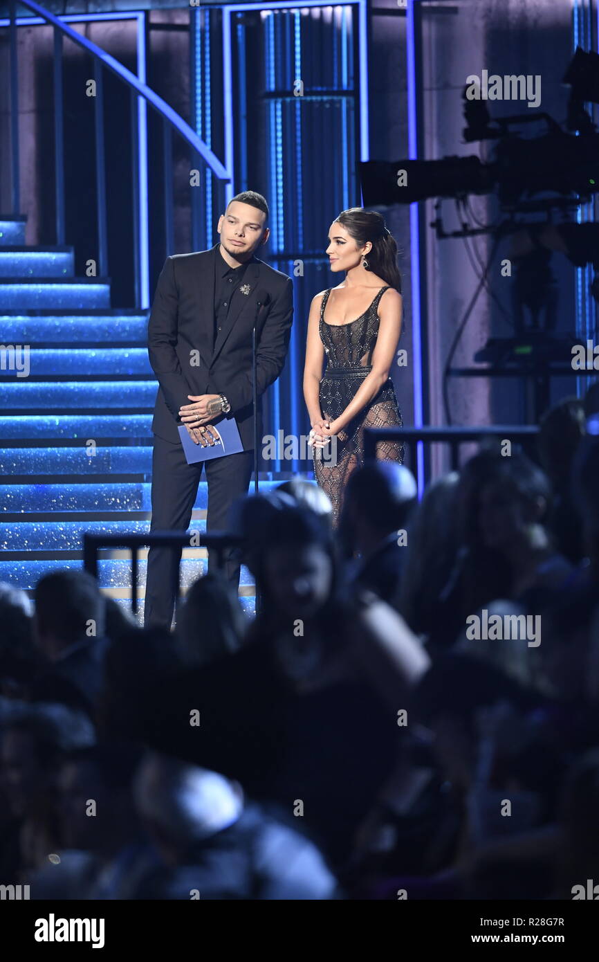 Kane brown on stage hi-res stock photography and images - Alamy