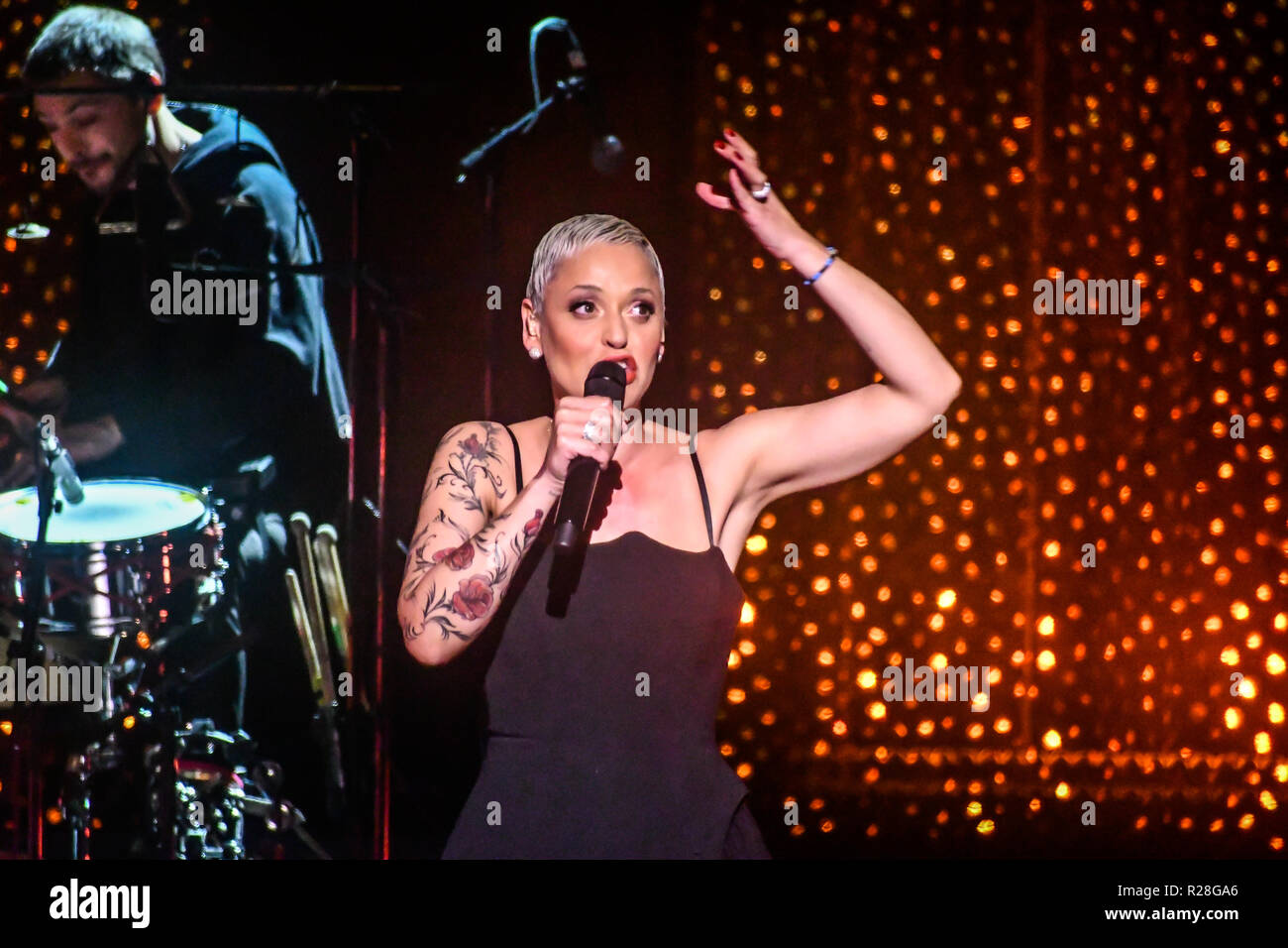 London, UK. 17th Nov, 2018. Mariza, ComIH, born Marisa dos Reis Nunes ...