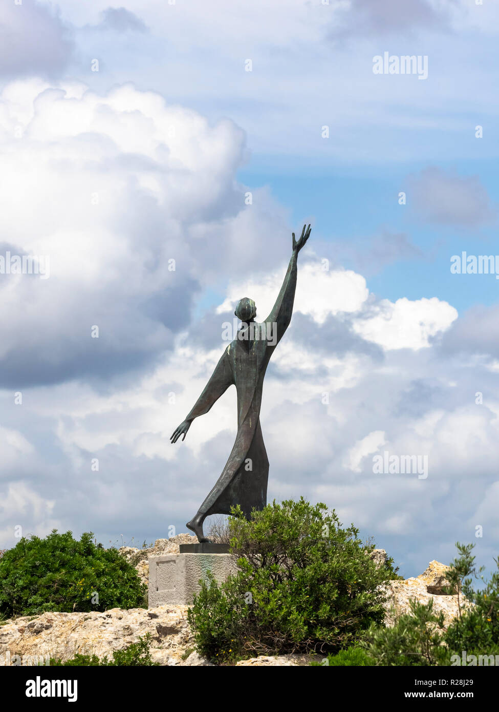 Statue of st francis of assisi hi-res stock photography and images - Alamy