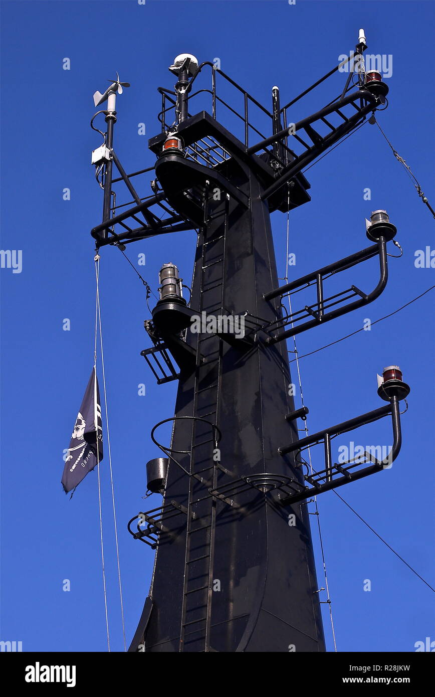 Sam simon ship hi-res stock photography and images - Alamy