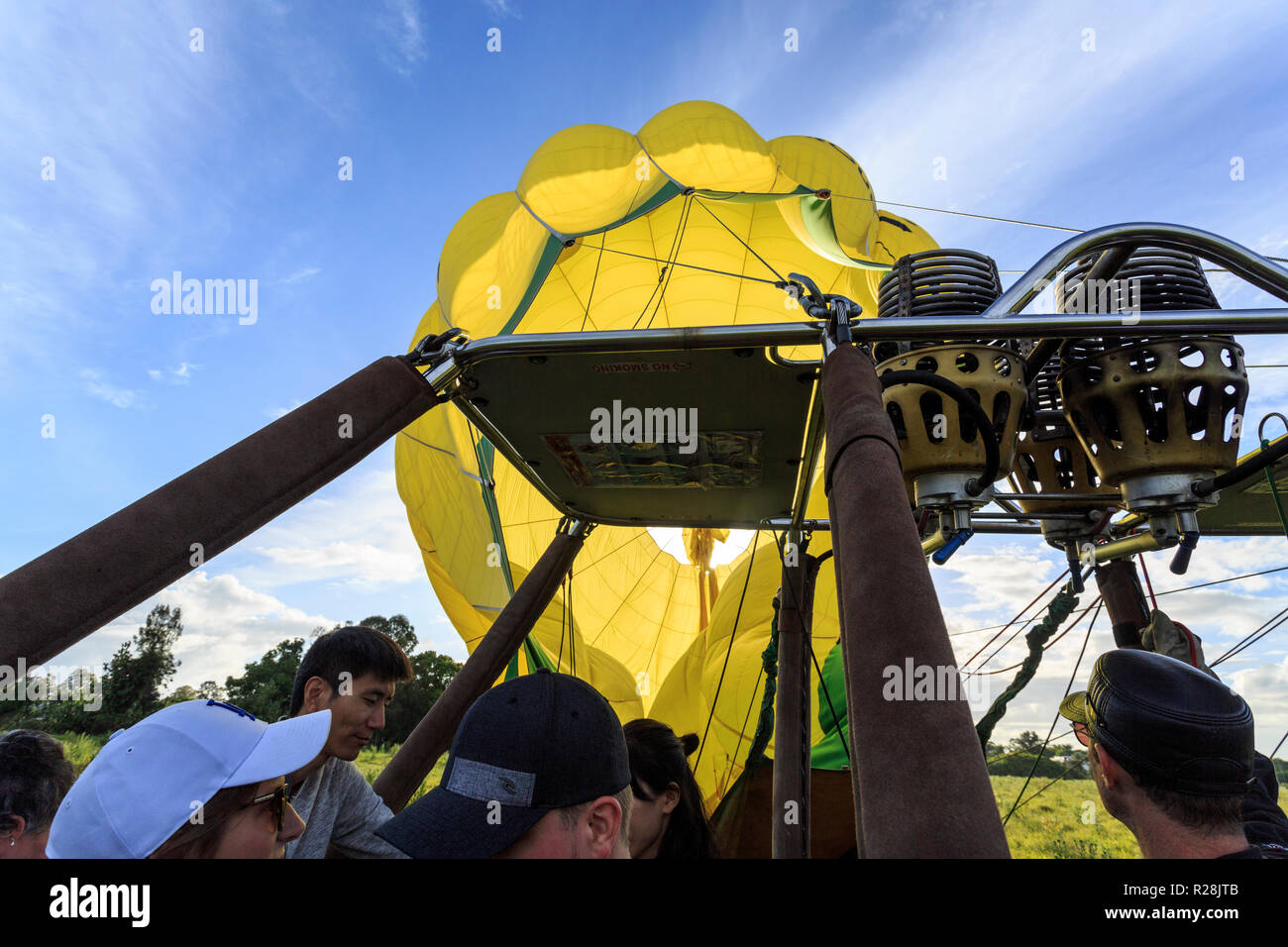 Deflating hi-res stock photography and images - Alamy