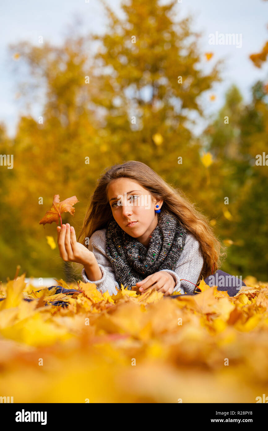 Autumn little girl Stock Photo - Alamy