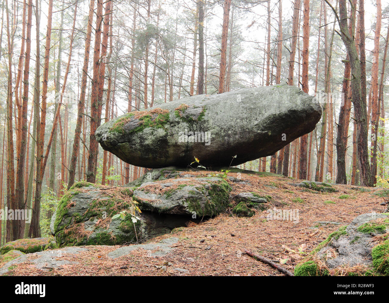 Rocking stone hi-res stock photography and images - Alamy