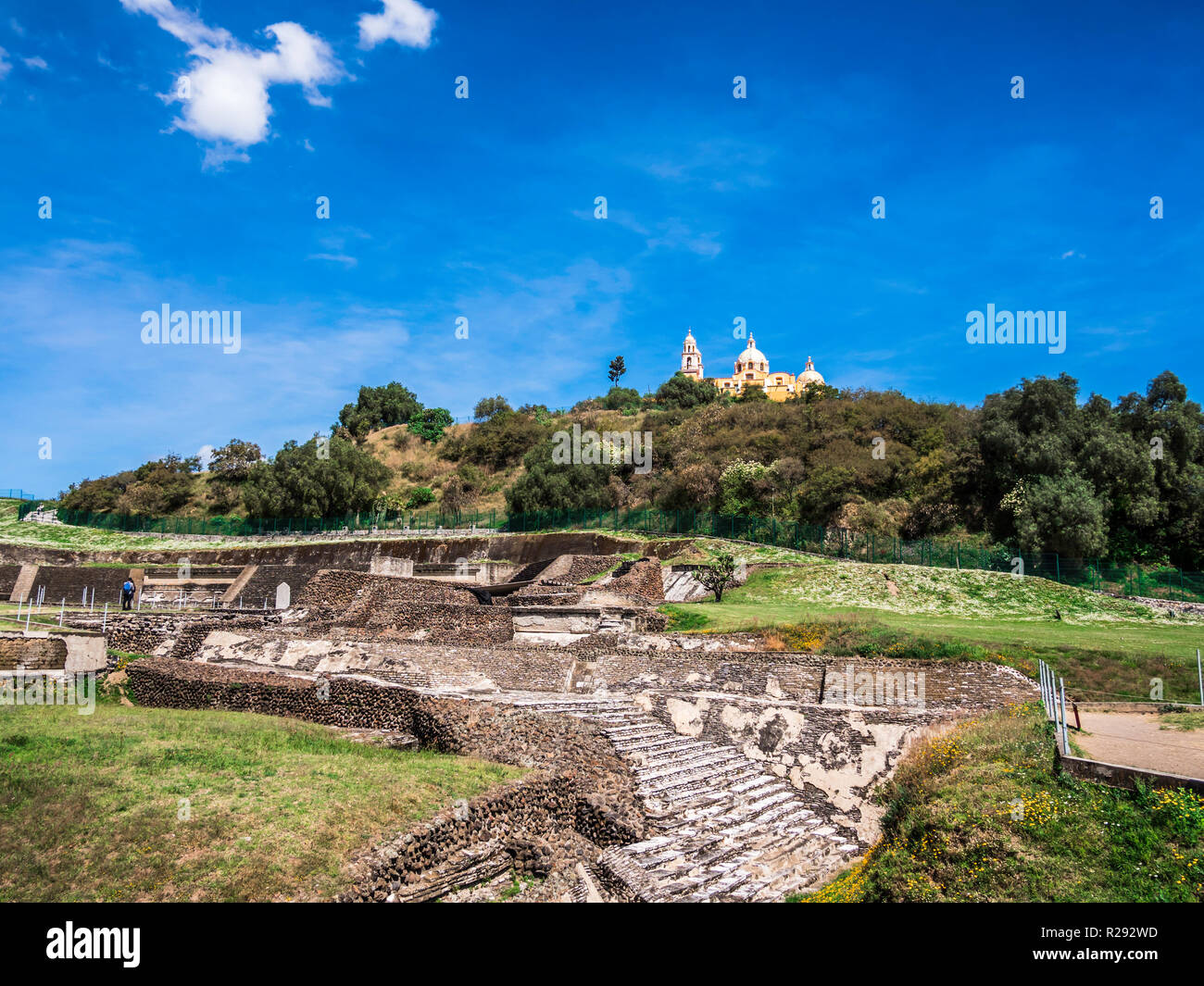 Great pyramid of cholula hi-res stock photography and images - Alamy