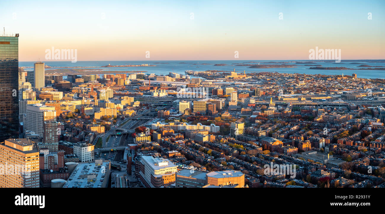 Boston airport aerial hi-res stock photography and images - Alamy