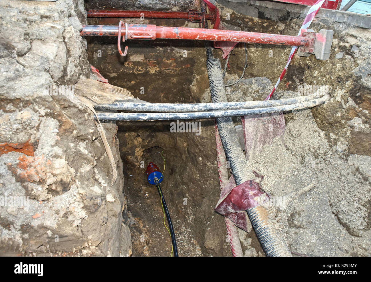 Building of lines of metallic and fiber optic cables of communication ...