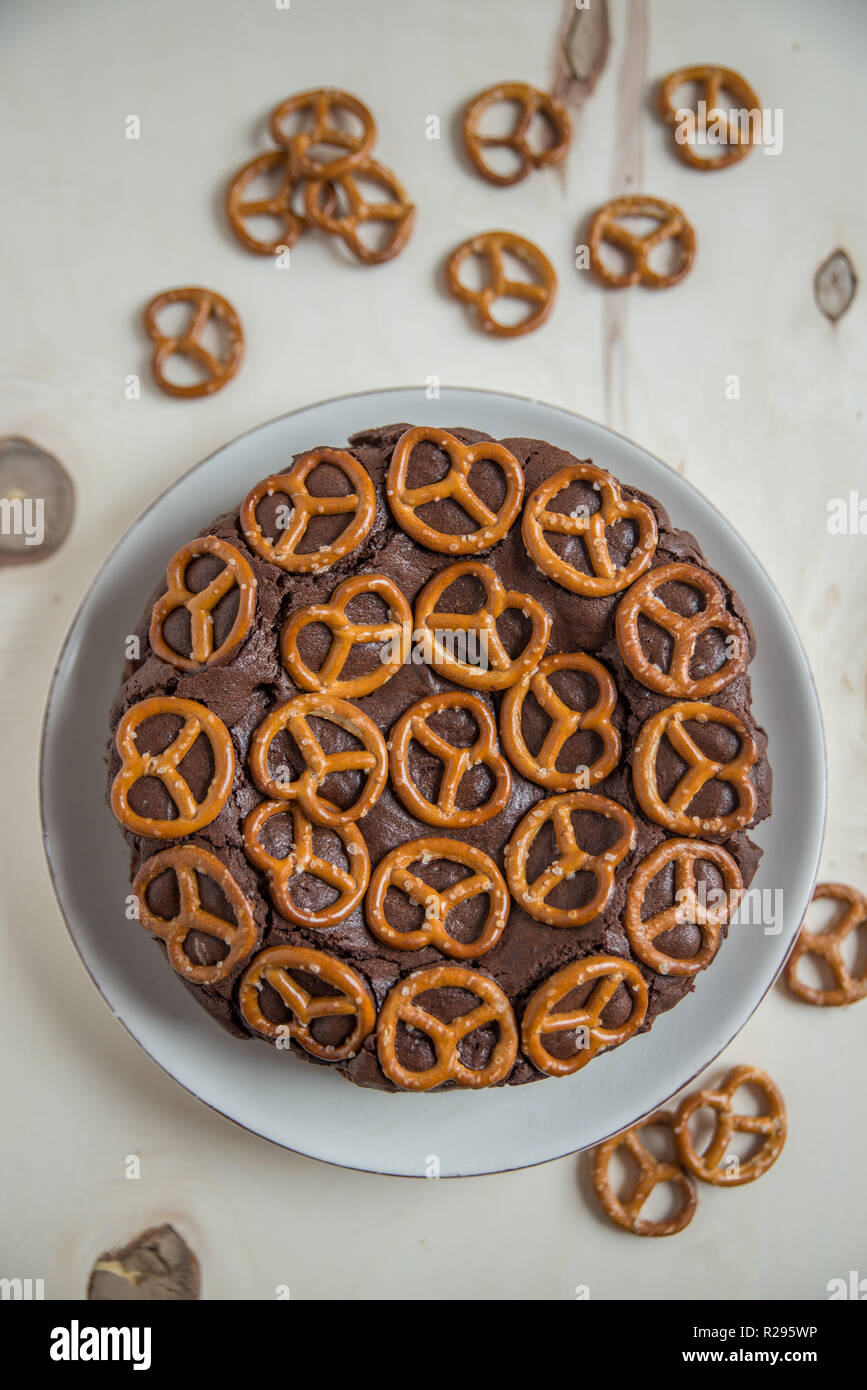 Chocolate Pretzel Cake Stock Photo - Alamy