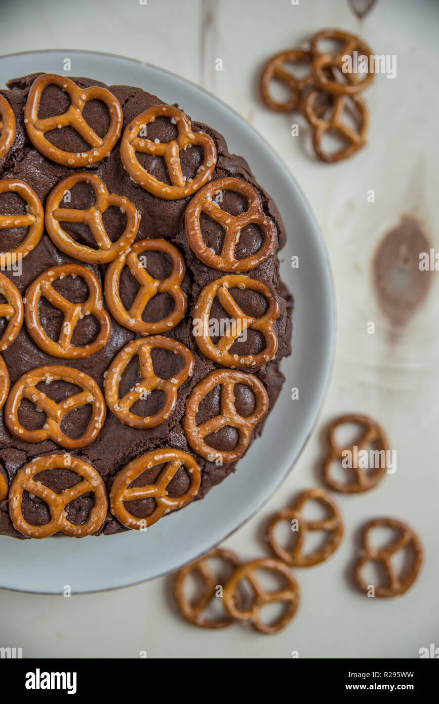 Chocolate Pretzel Cake Stock Photo - Alamy