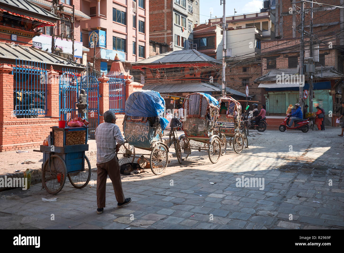 Rikscha kathmandu hi-res stock photography and images - Alamy