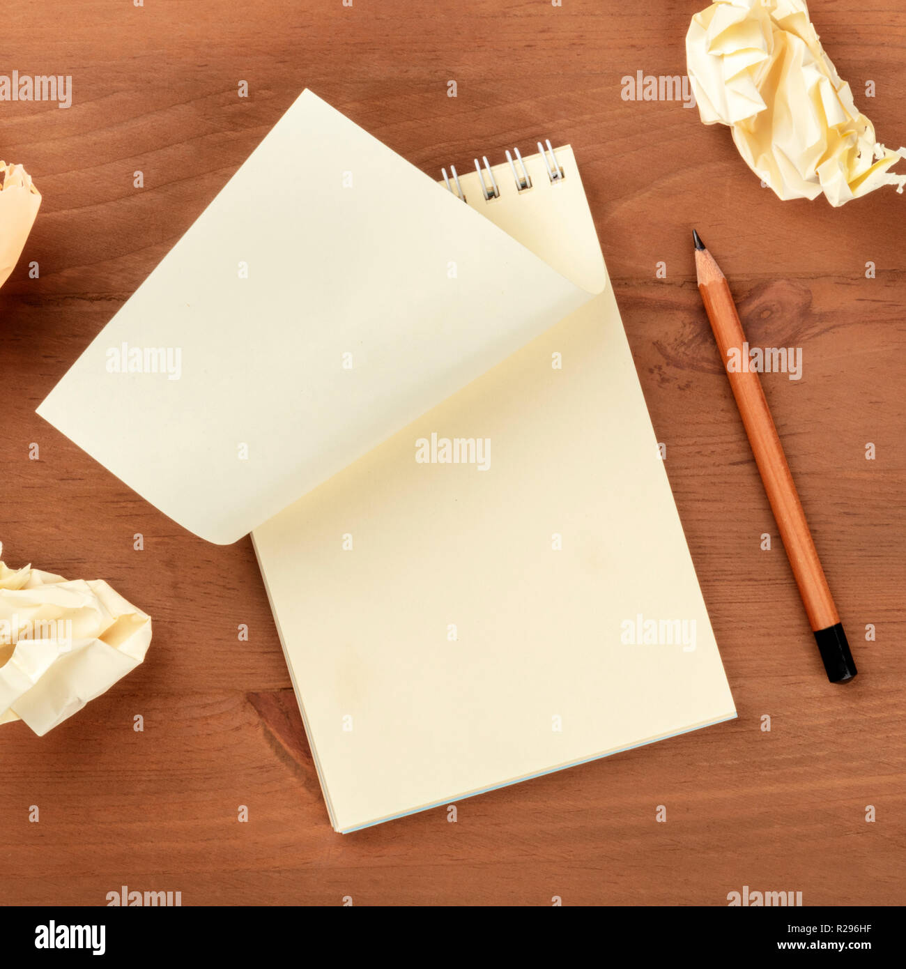 Notebook spiral torn page hi-res stock photography and images - Alamy