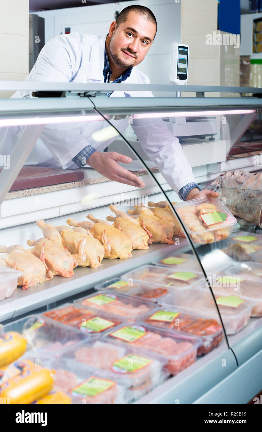 Chicken distributor hi-res stock photography and images - Alamy