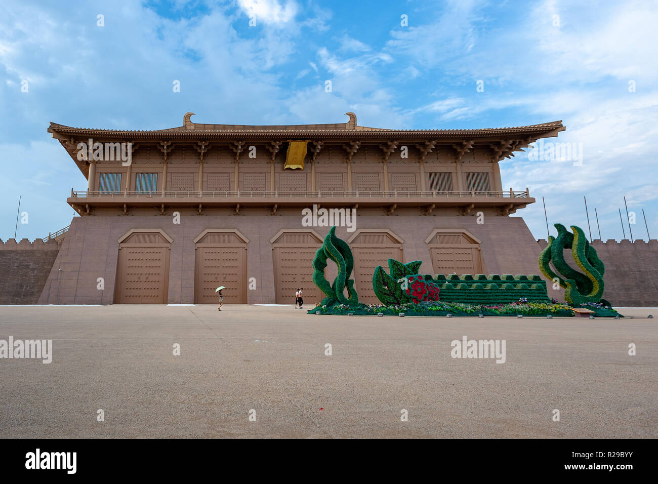 Daming palace hi-res stock photography and images - Alamy