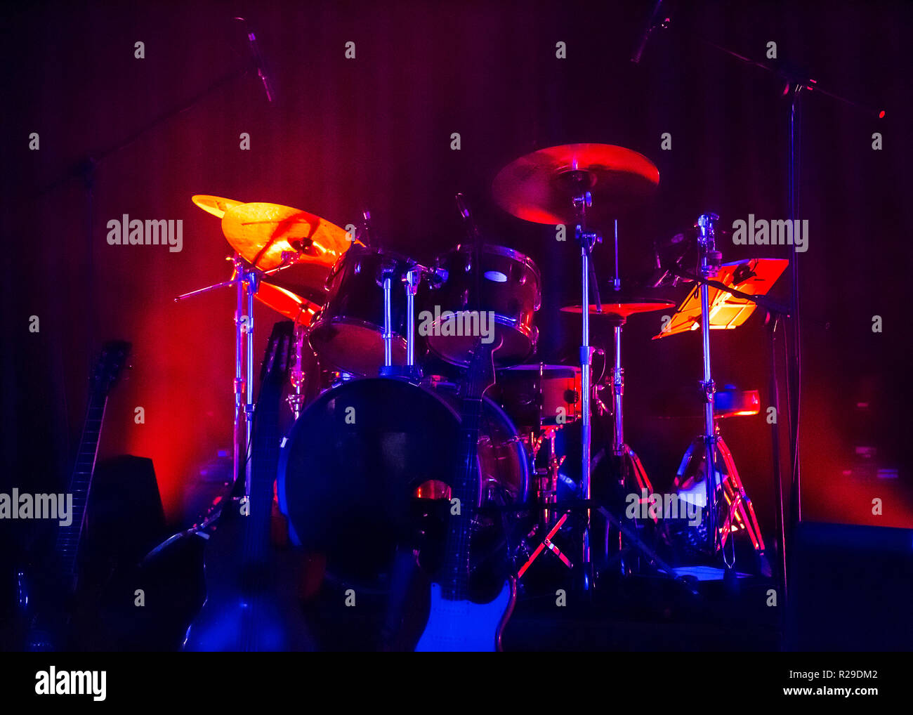 Instagram lighting hi-res stock photography and images - Alamy